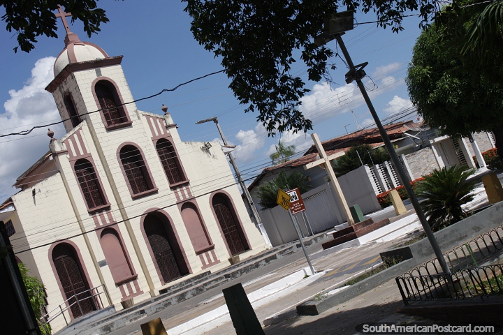 Sao Felix de Valois church in Maraba, founded in 1988. Photo from ...